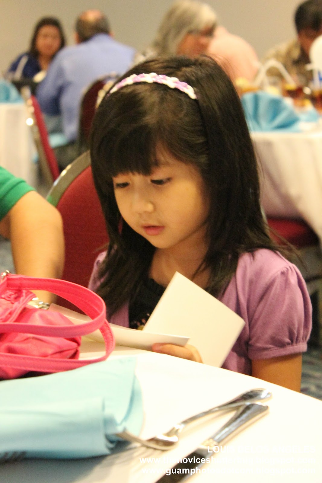 The Novice Shutterbug: Children Portrait: My First Try