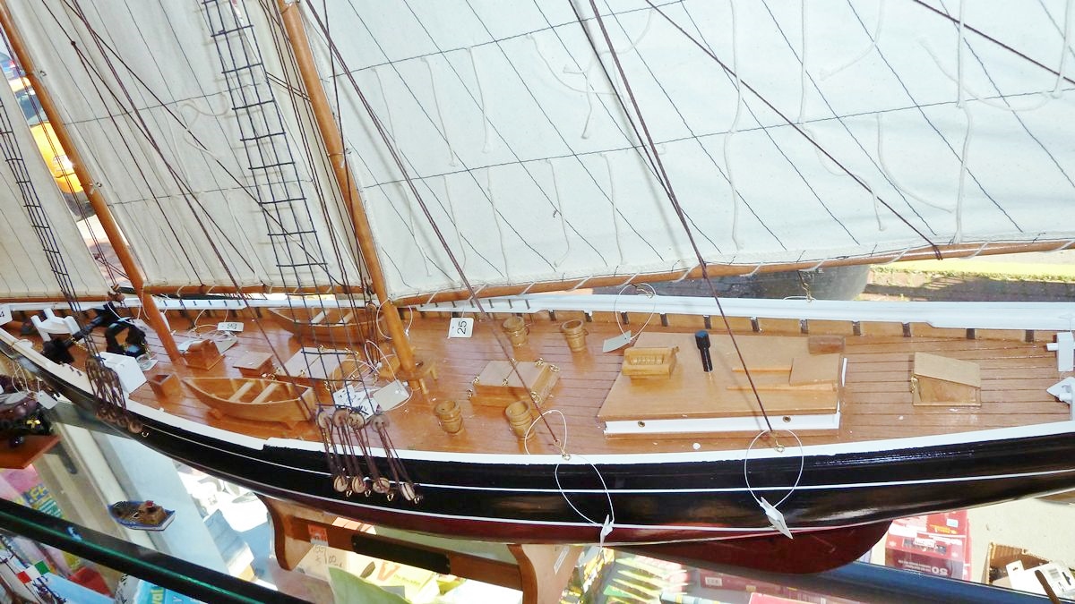 Model Build - Bluenose II: 14 - Windlass