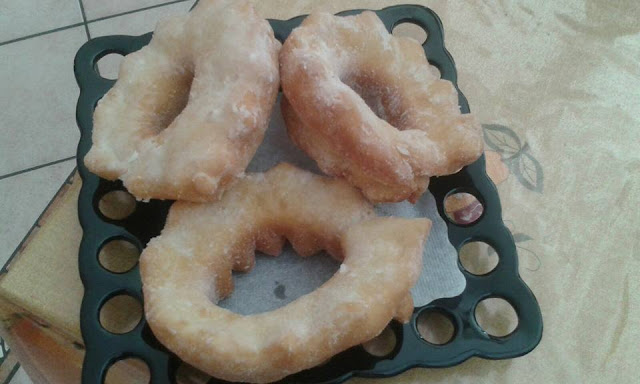 Facili Idee: GUANTI CALENI DI CALVI RISORTA DOLCI TIPICI