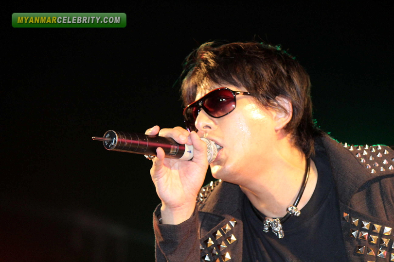 PHOTOS: Past & Present SOE THU LIVE @ Minder Ground, Yangon