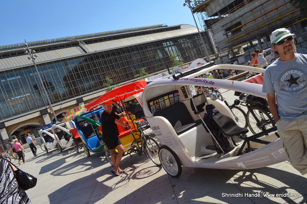 Velotaxi-Cycle rickshaws at Berlin - eNidhi India Travel Blog