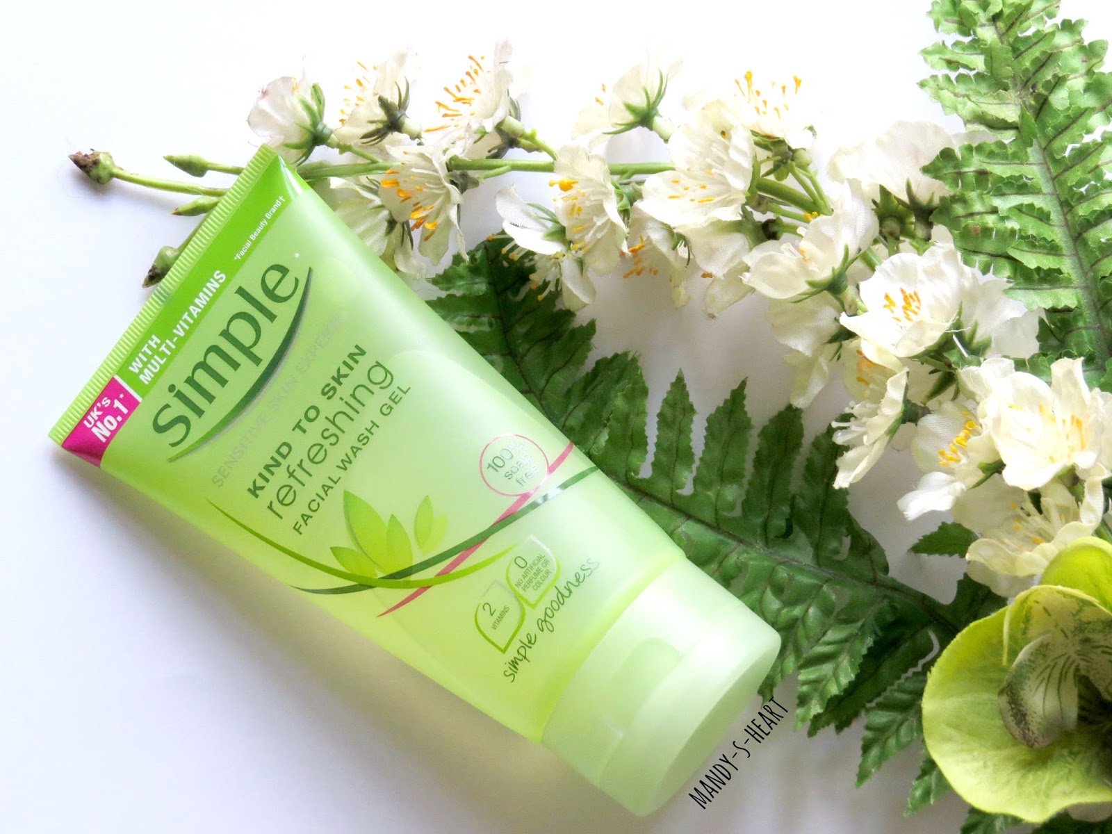 Review: Simple Kind to Skin Refreshing Facial Wash Gel - Mandy-S-Heart