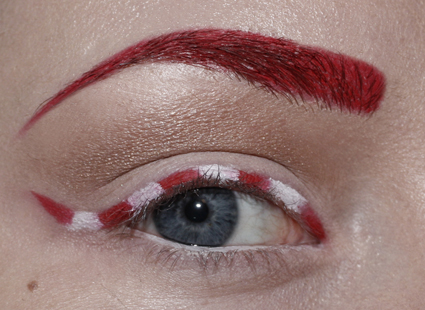 Madam Noire Makeup Studio: Tutorial: Crazy Christmas Candy Cane
