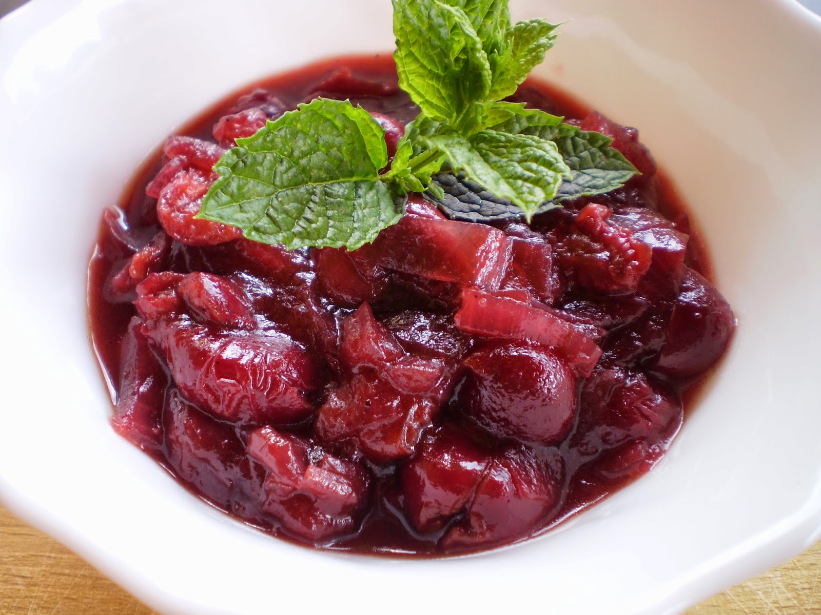 Fűszer és Csemege: Lilahagyma lekvár meggyel