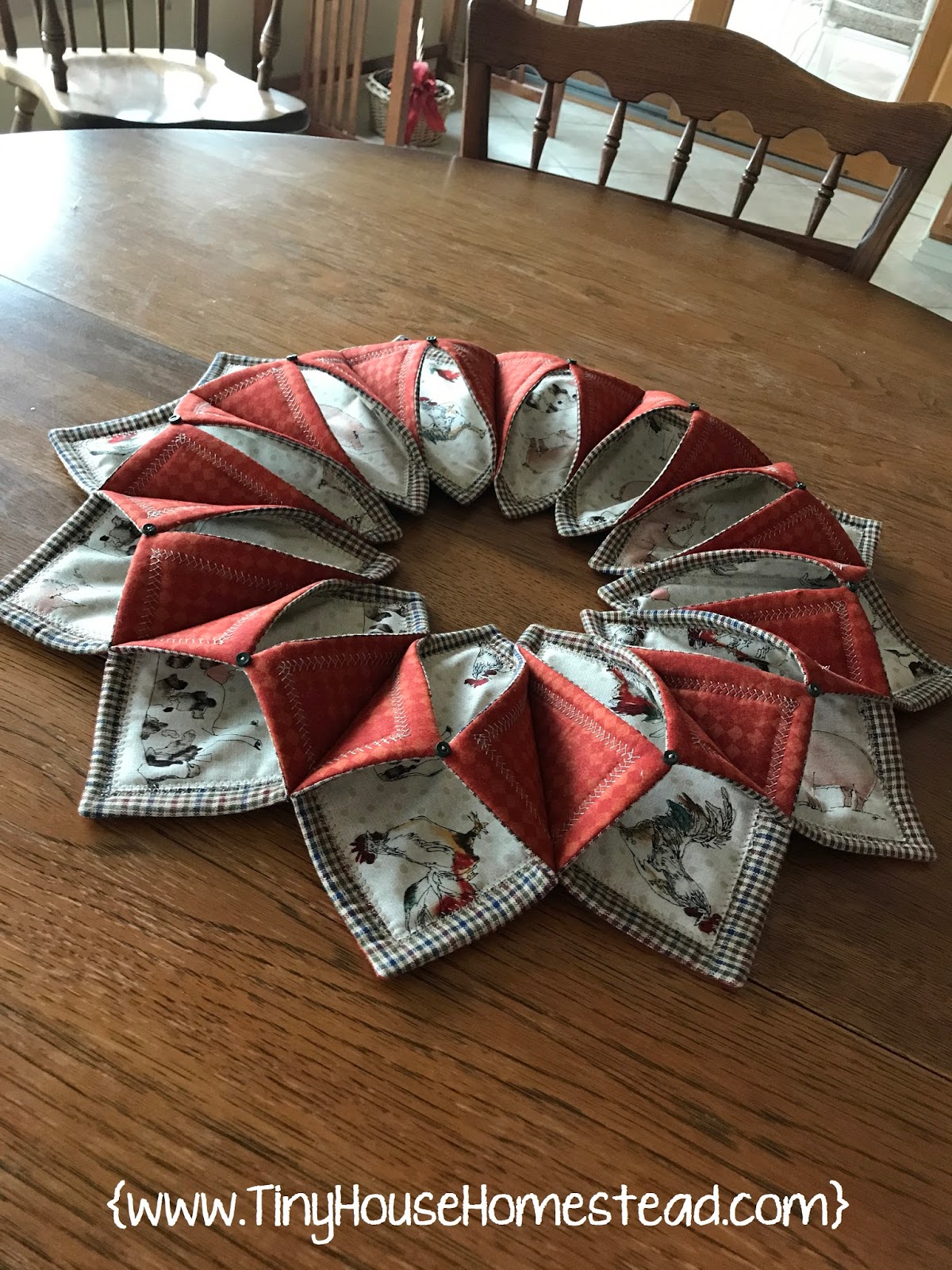 Tiny House Homestead: Easy Sew Wreath
