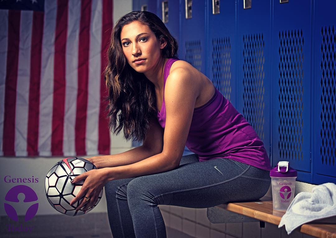 Sexy football: Christen Press - SPORT365