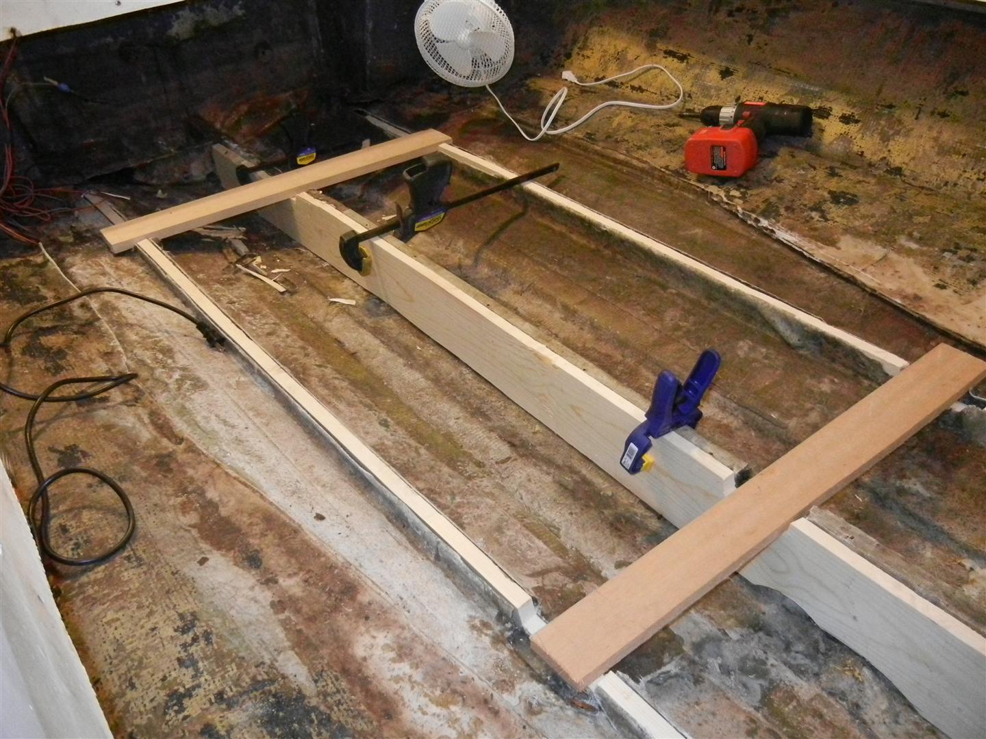 1976 Bicentennial Edition Glastron GT-150: February 2, 2012 - New Stringers