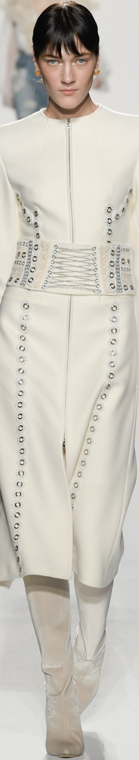 LOOKandLOVEwithLOLO: Fall/Winter 2017 RTW featuring Highlights from ...