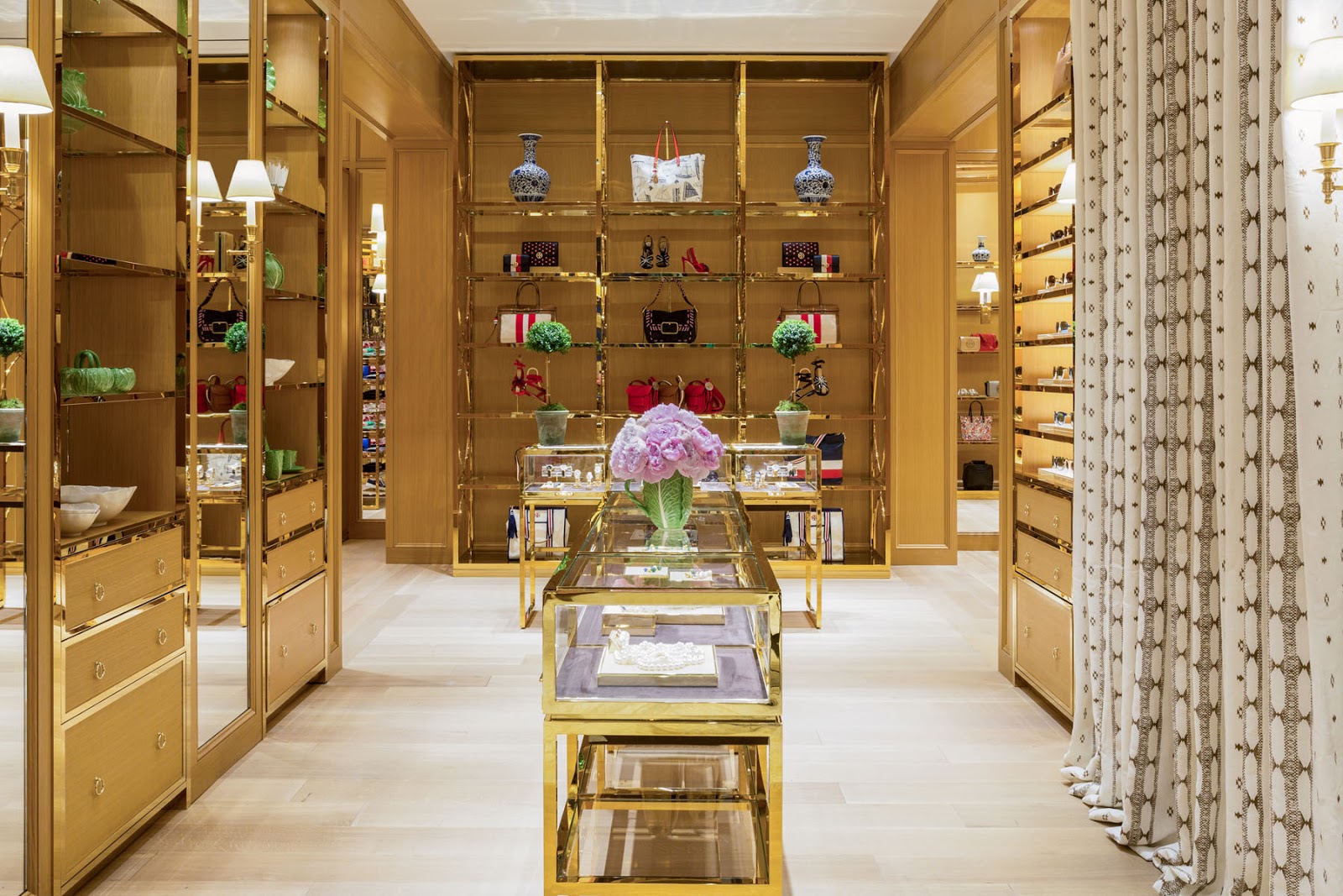 loveisspeed.......: STORE SCOUT – TORY BURCH REGENT STREET, LONDON