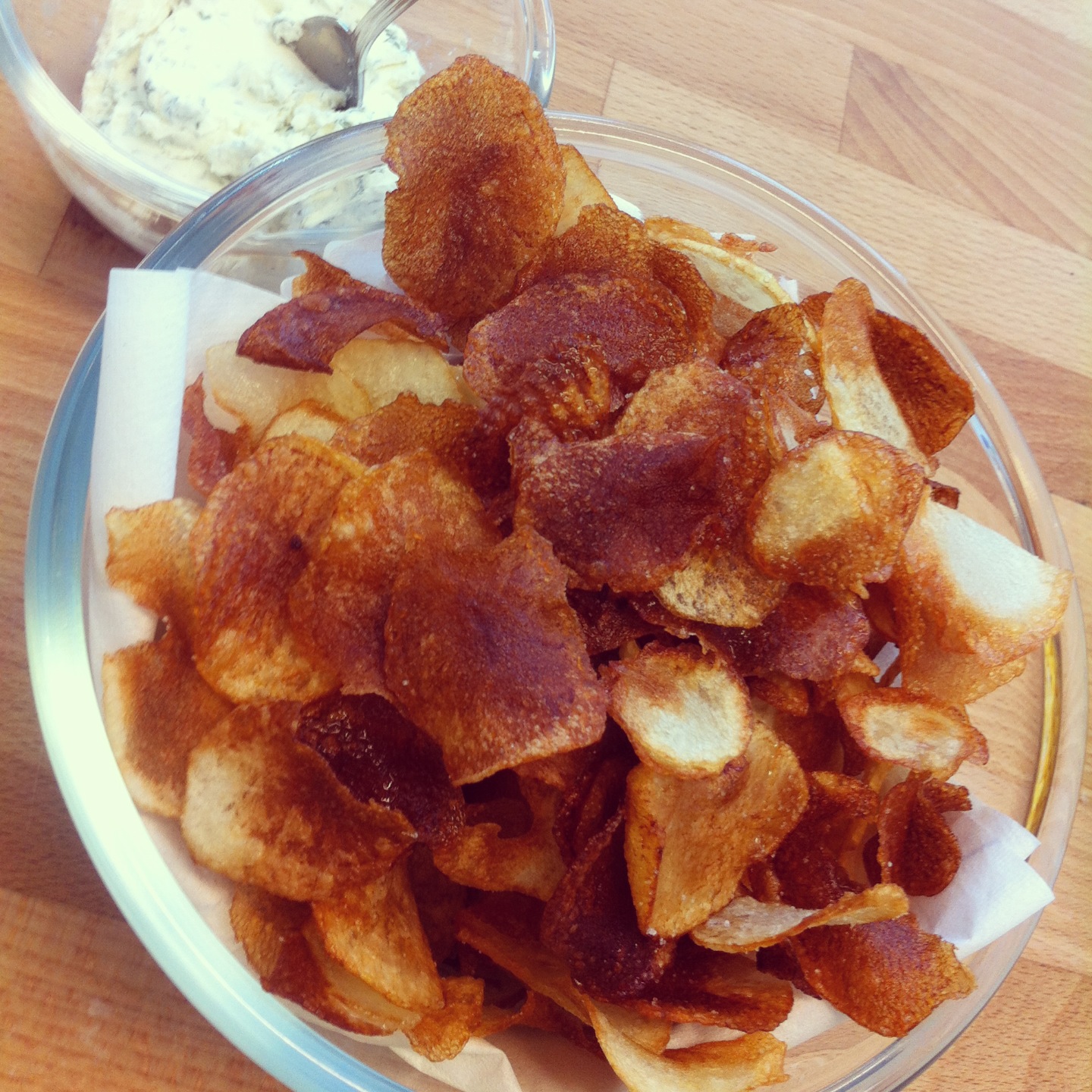 Heitmat: Potetchips med dipp