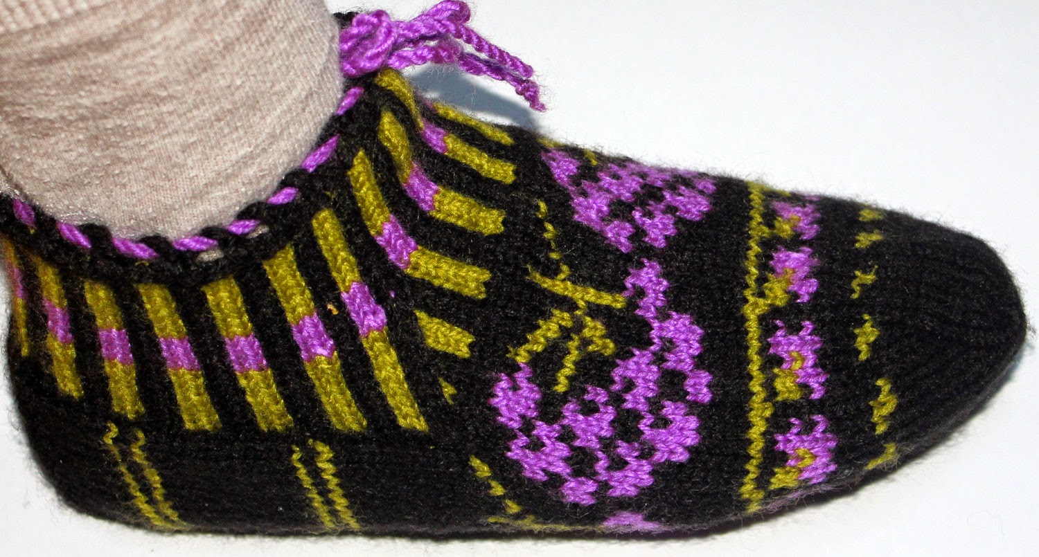 TIĞ İŞLERİ ÖRGÜLER: ÖRME PATİK ÇETİK MODELİ