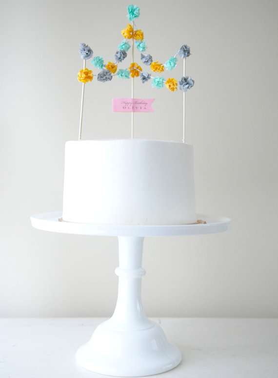 Oliday: Unique Cake Toppers