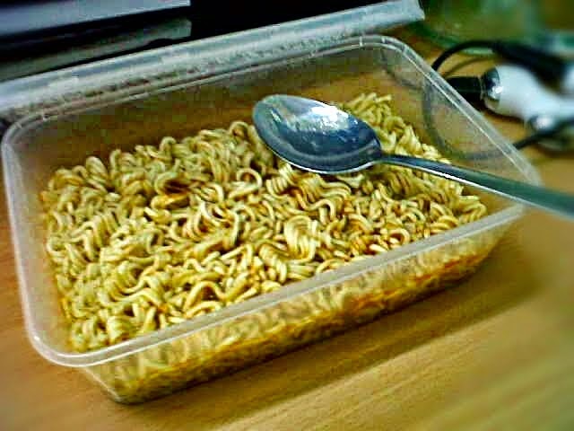 Bahaya Selalu Makan Mee Segera Yang Pasti Buat Anda Terkejut | RINGKAS ...