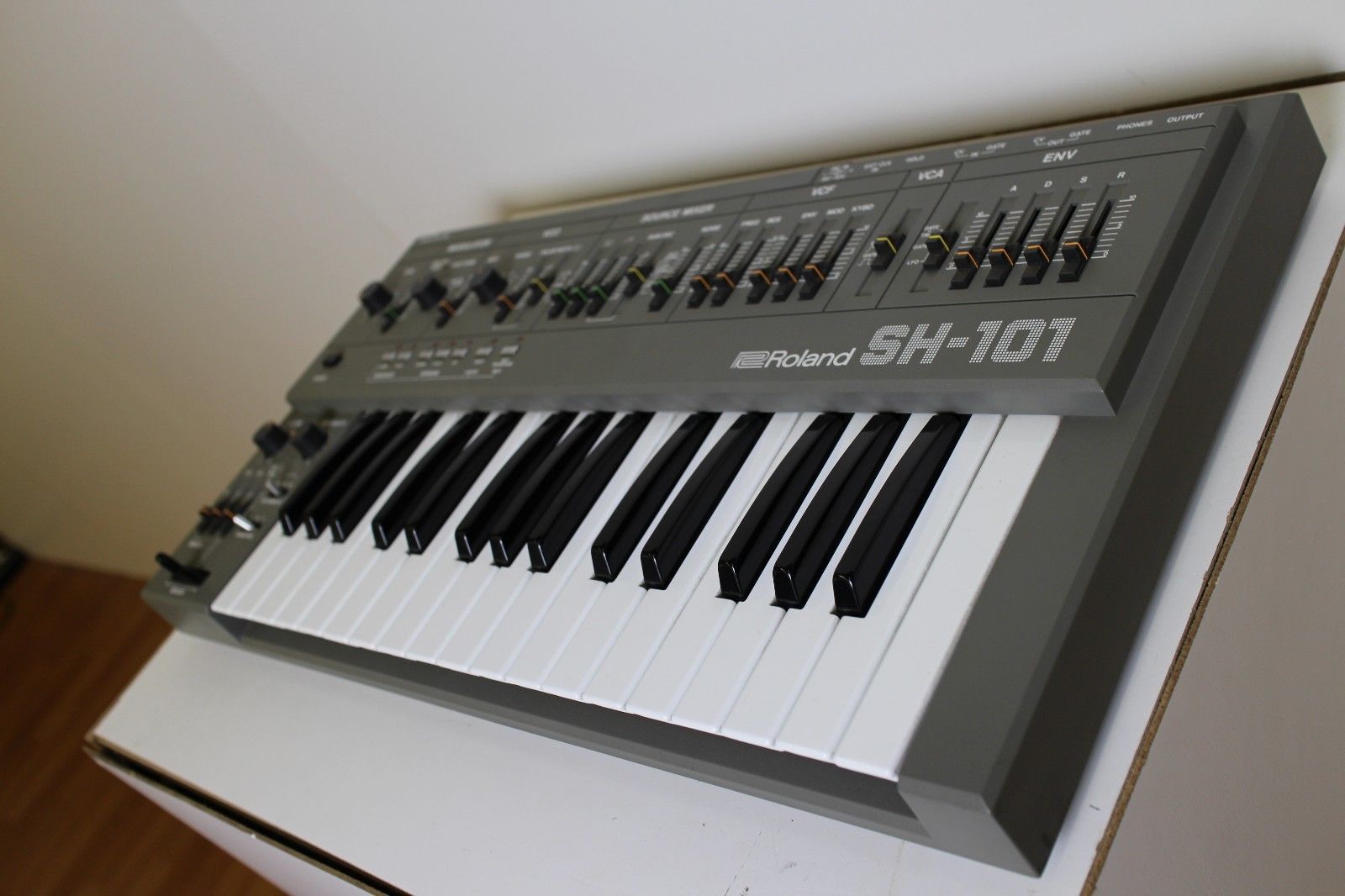 MATRIXSYNTH: ROLAND SH-101