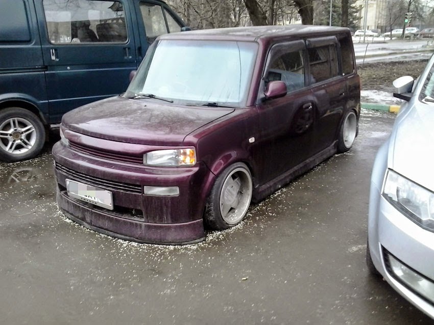 Spotted...cars in Moscow: Toyota bB