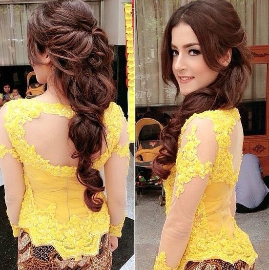 √ 25 Model Rambut Wisuda Digerai Paling Cantik dan Elegan Terbaru ...