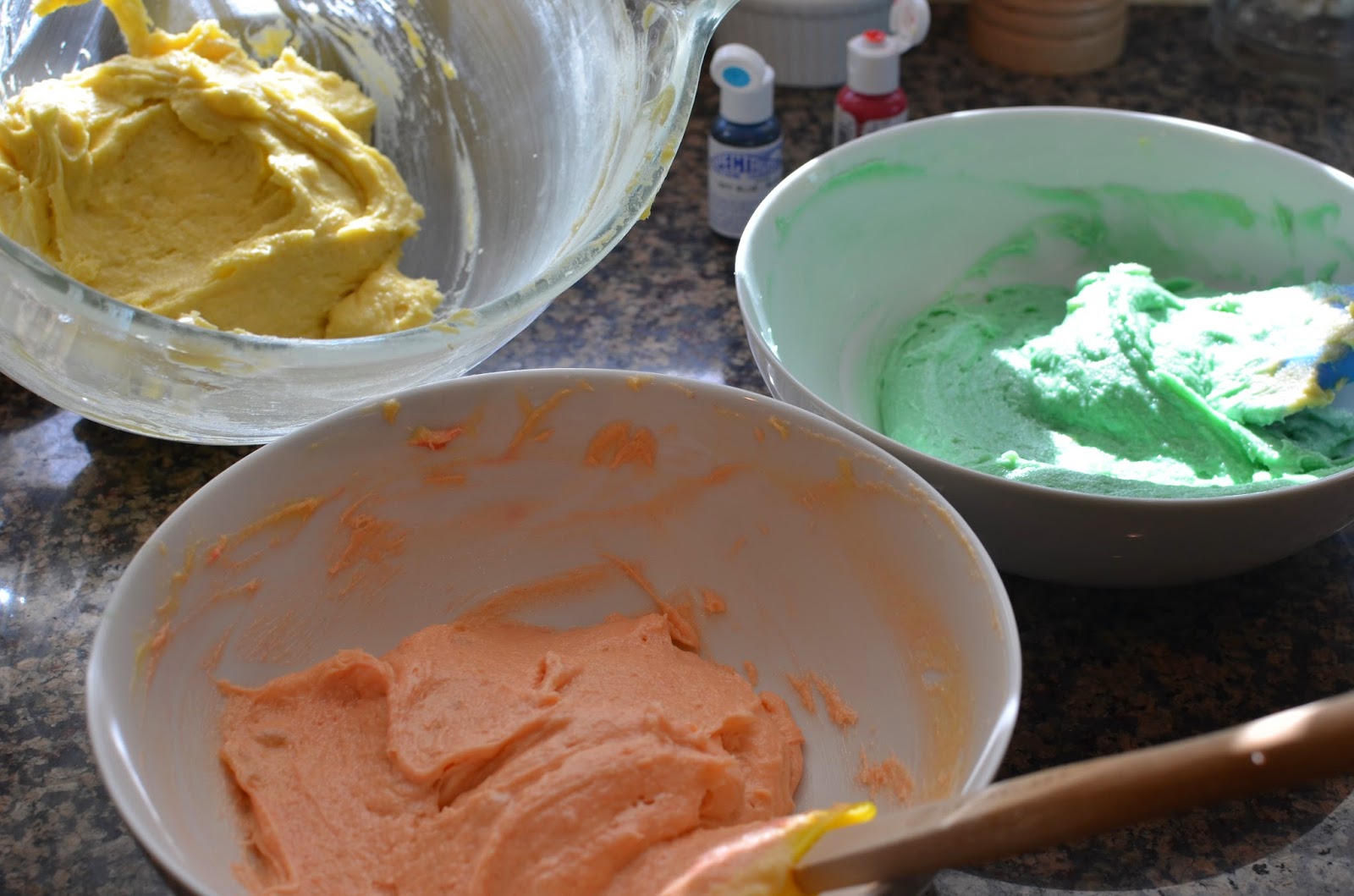Playing with Flour: Tri-color cookie (Easter) cake