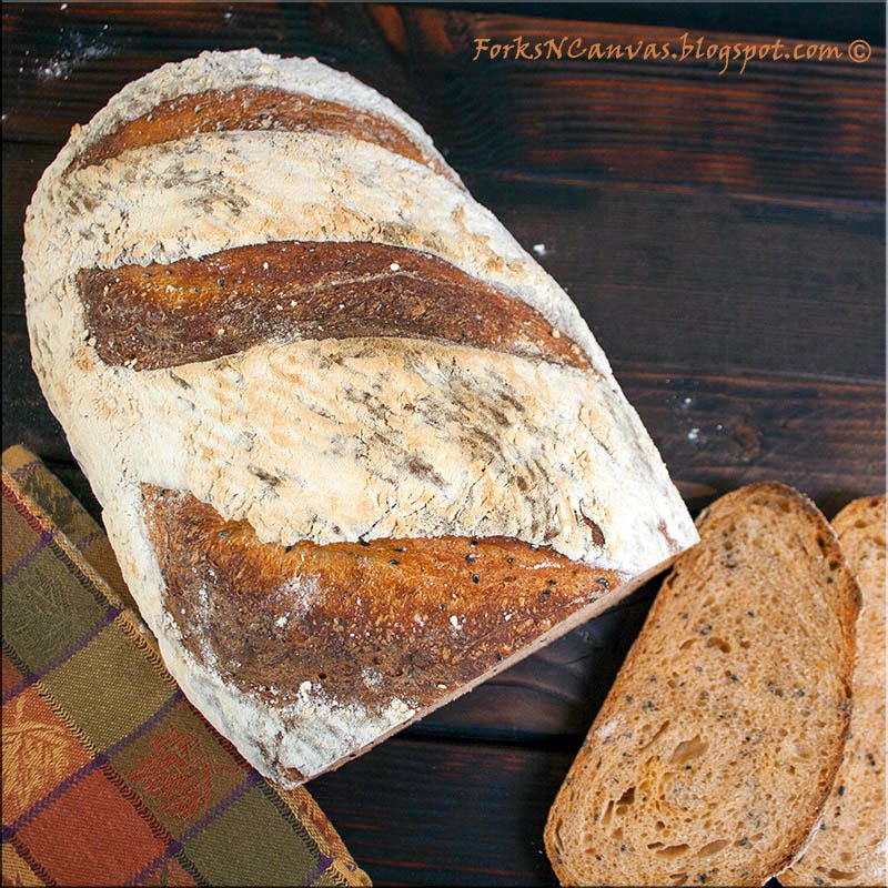 Forks'N'Canvas: Monthly Bakery. April: Spelt bread with tomatoes and ...