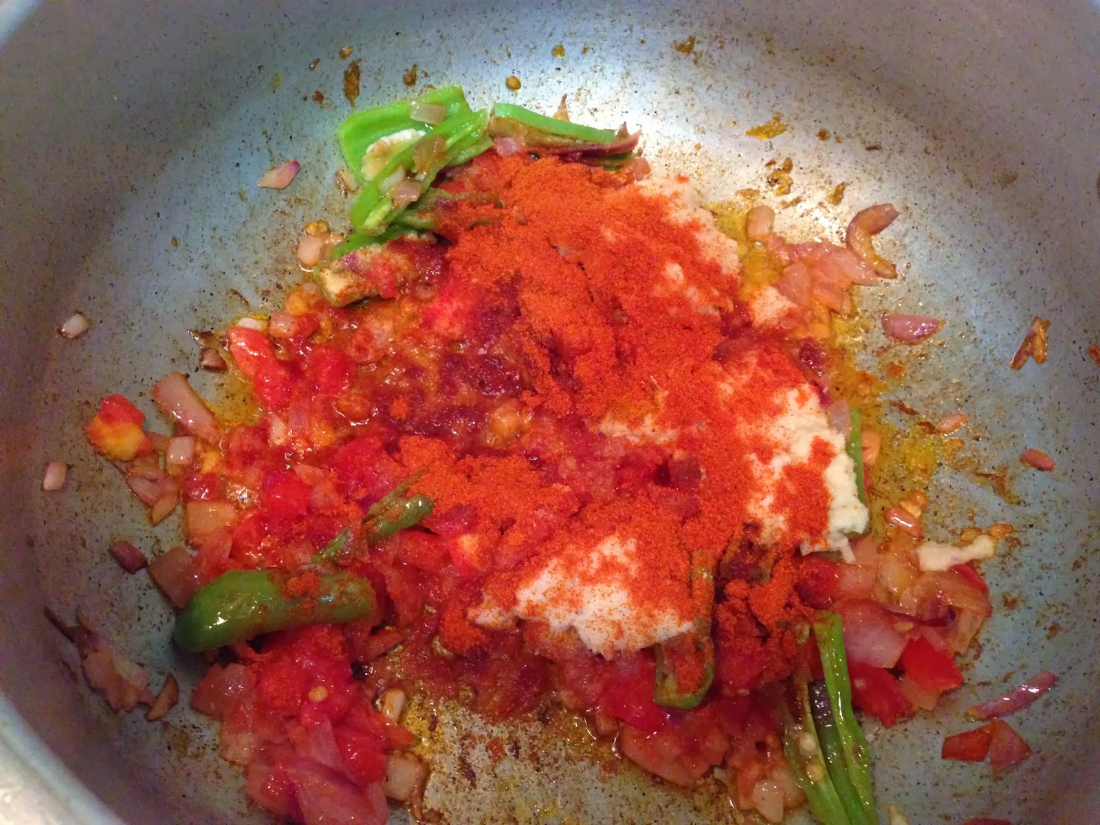 kumari' s kitchen: CHICKEN PULUSU...