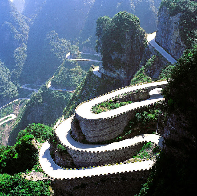 Onde Fica: Montanha Tianmen - China