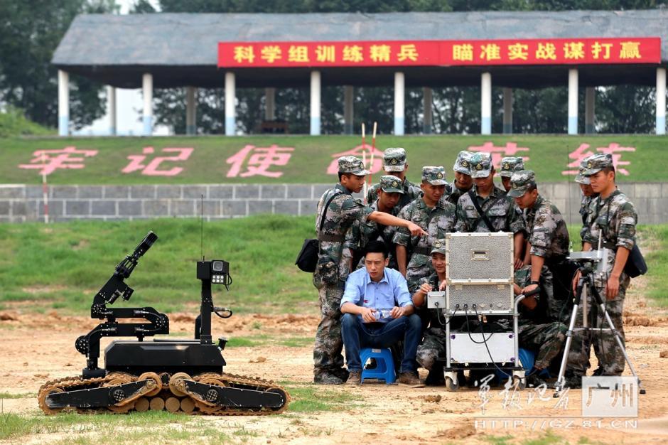 Asian Defence News: Chinese PLA military robots