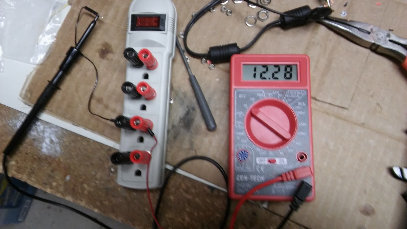 My Virtual Life: 12V DC Power Strip