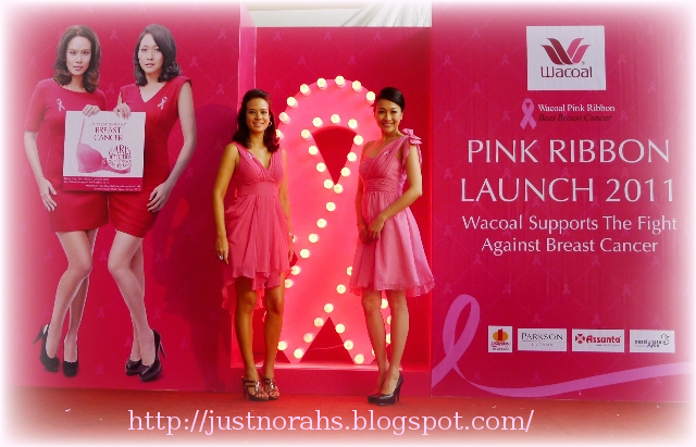 Just Norahs: WACOAL 2011 Pink Ribbon Campaign @ 1Utama Shopping Centre