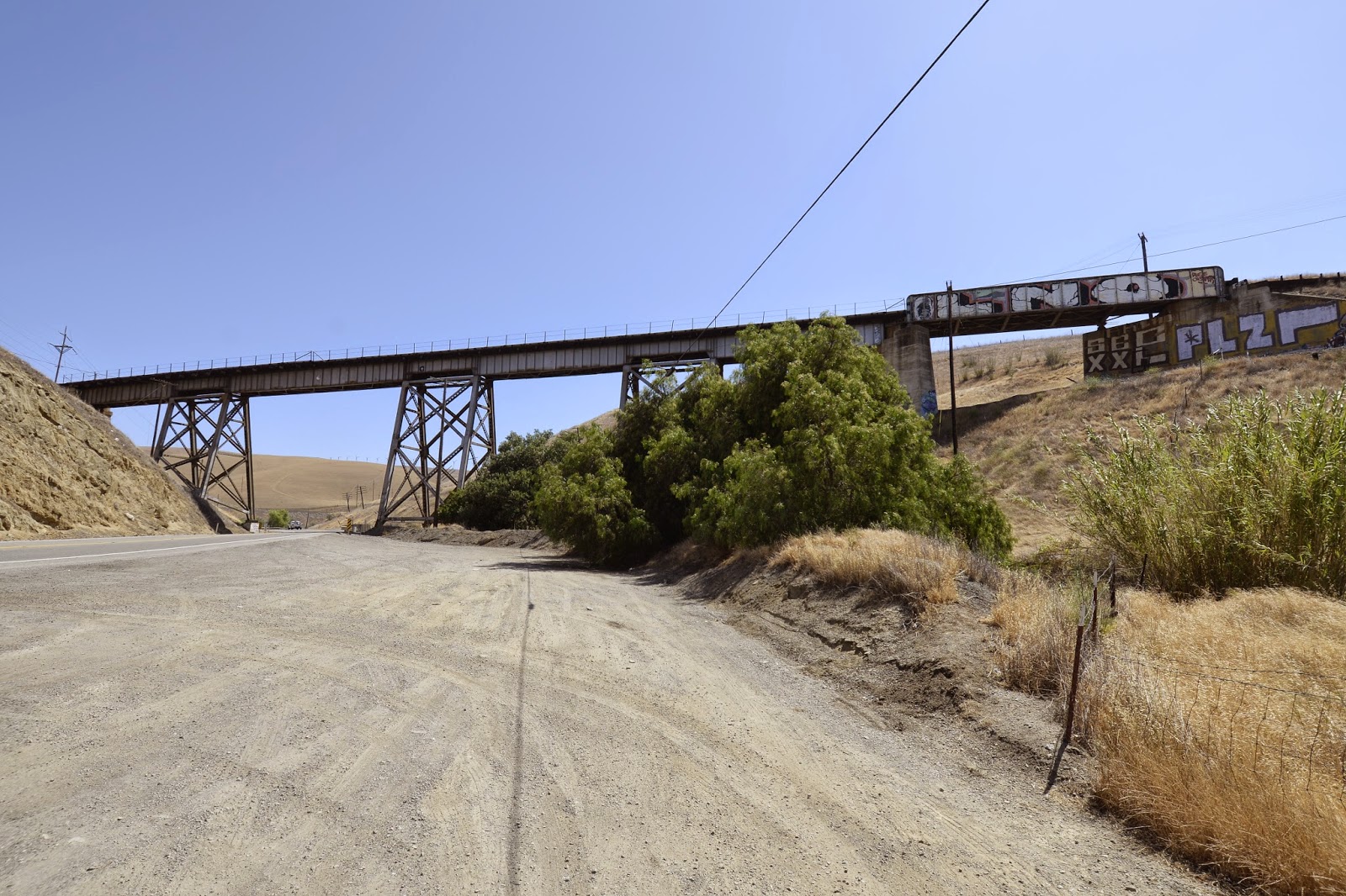 Bridge of the Week: Alameda County, California Bridges: Altamont Pass ...