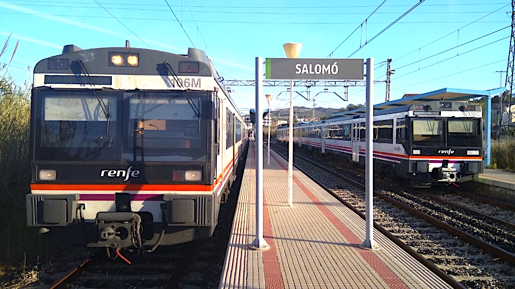 LAS TRACCIONES TÉRMICA Y ELÉCTRICA EN RENFE (XCIX): 470, EL RENACER DE ...