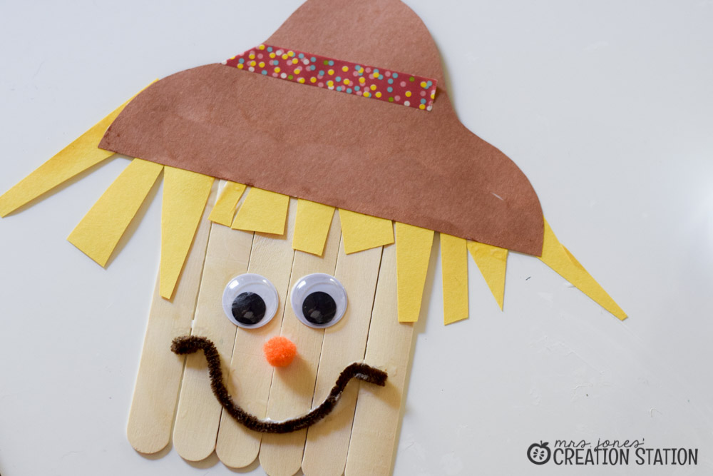 The Primary Pack: Scarecrow Math Craftivity