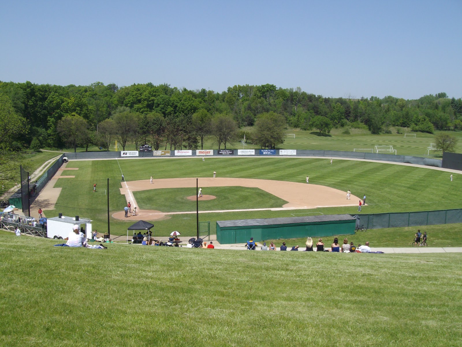 Mitten State Sports Report: Flashback: Senior Day At Oakland