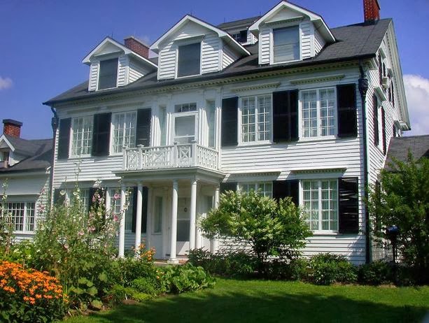 A Guide to Richmond, VA Homes: The Colonial | The Jenni Jennings Team