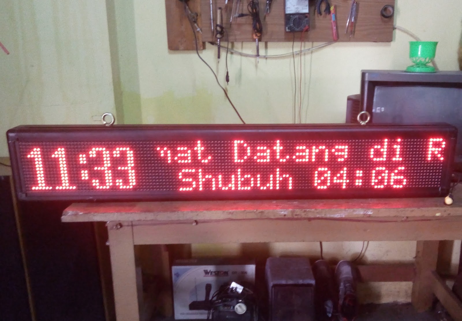 Jam Sholat Abadi 4 Panel P10 ( Frame Aluminium ) Nomer Hp. 089612222207