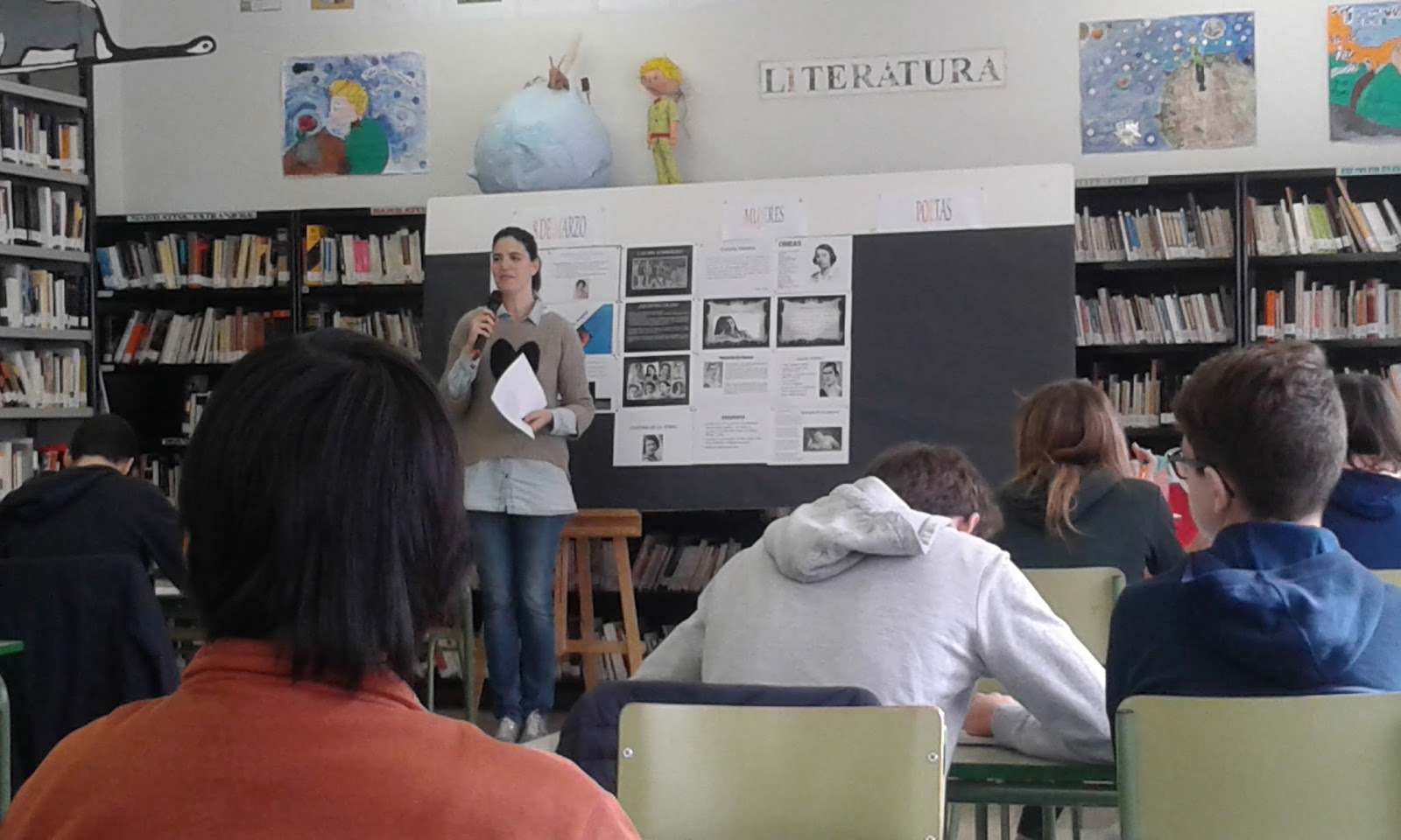 tutoriasalbericia: Recitando poemas escritos por mujeres