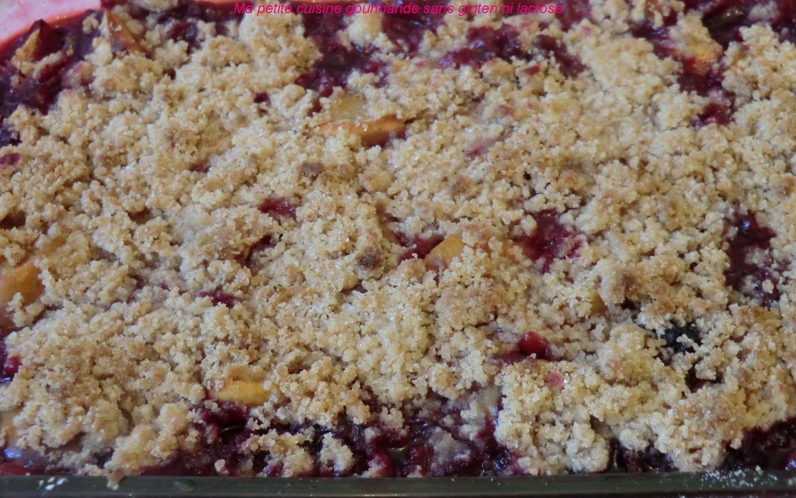 Crumble aux fruits rouges, pommes et cranberries sans gluten et sans ...