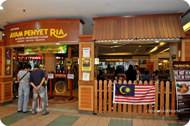 CHASING FOOD DREAMS: Ayam Penyet Ria, Summit Subang USJ: A Smashing ...