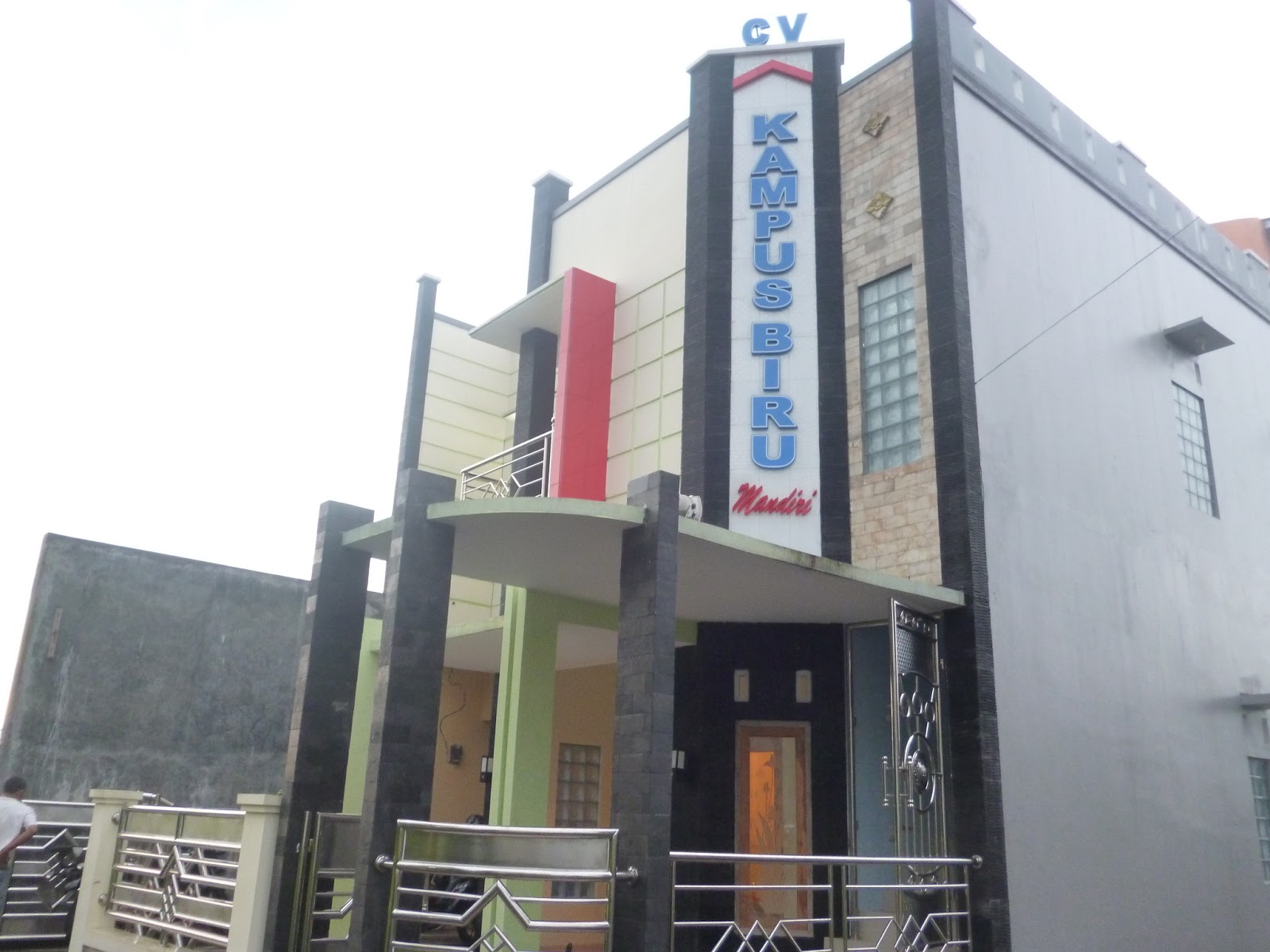 CV. Kampus Biru Mandiri: Kantor Pusat CV. Kampus Biru Mandiri