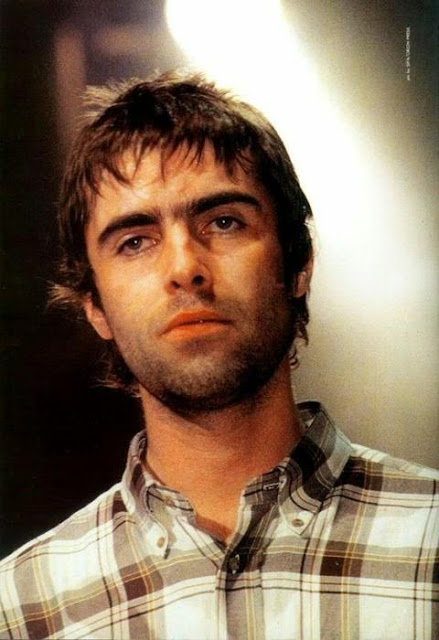 O CARALHO DO ROCK: LIAM GALLAGHER