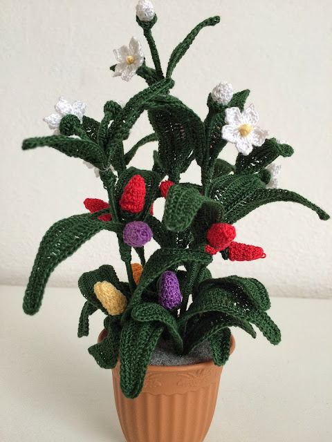 How to crochet a Chili Pepper