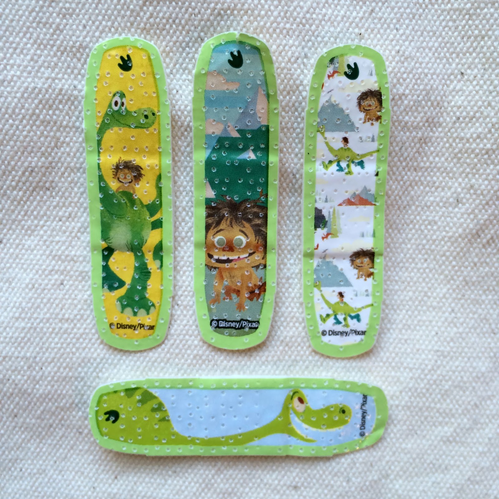 Posted by Dan the Pixar Fan at 7:19 PM No comments: