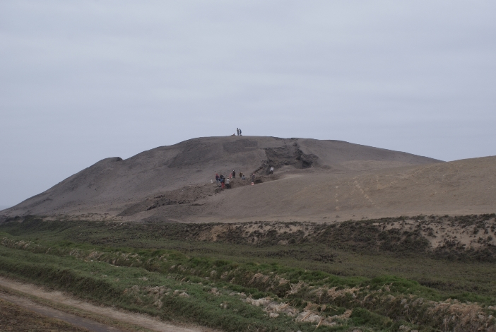 HUMANIDAD Y COSMOS: DESCUBREN EN HUACA PRIETA, PERÚ, RASTROS DE UNA ...