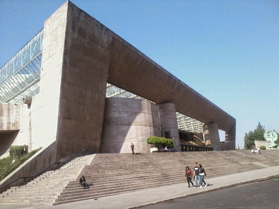 Cultura y Diseño II Wendy López : Arquitectura postmoderna en México