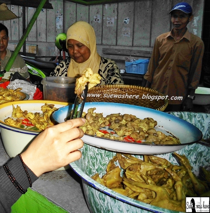 Sue.., was here..: gurihya ayam goreng kuning khas ciamis..edisi ...