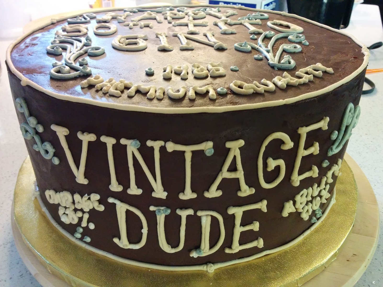 Gin's Vintage Dude cake