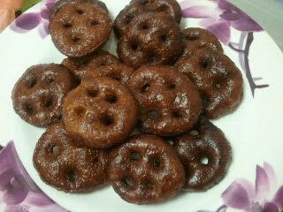 kuih deram pio: KUIH DERAM PIO KOSONG