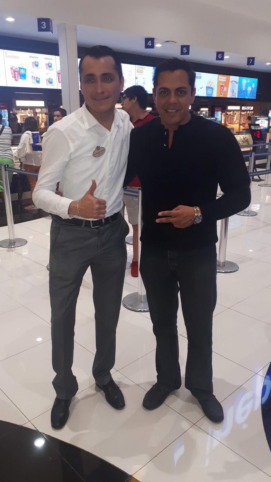 Disfrutan de la premier de "Mirreyes vs Godínez" | BE! | Noticias de ...