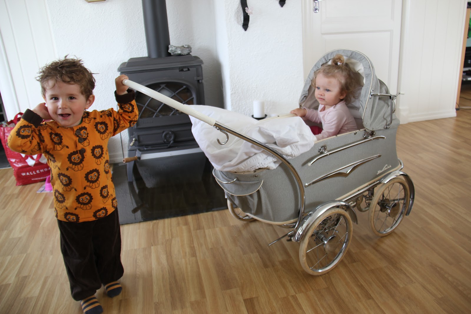 Gry`s lille verden: Fetter og Kusine.