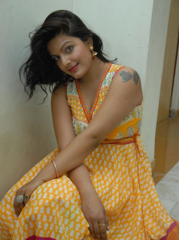 Reva New Stills Hot Photos - Hot PHOTOSHOOT Bollywood, Hollywood ...