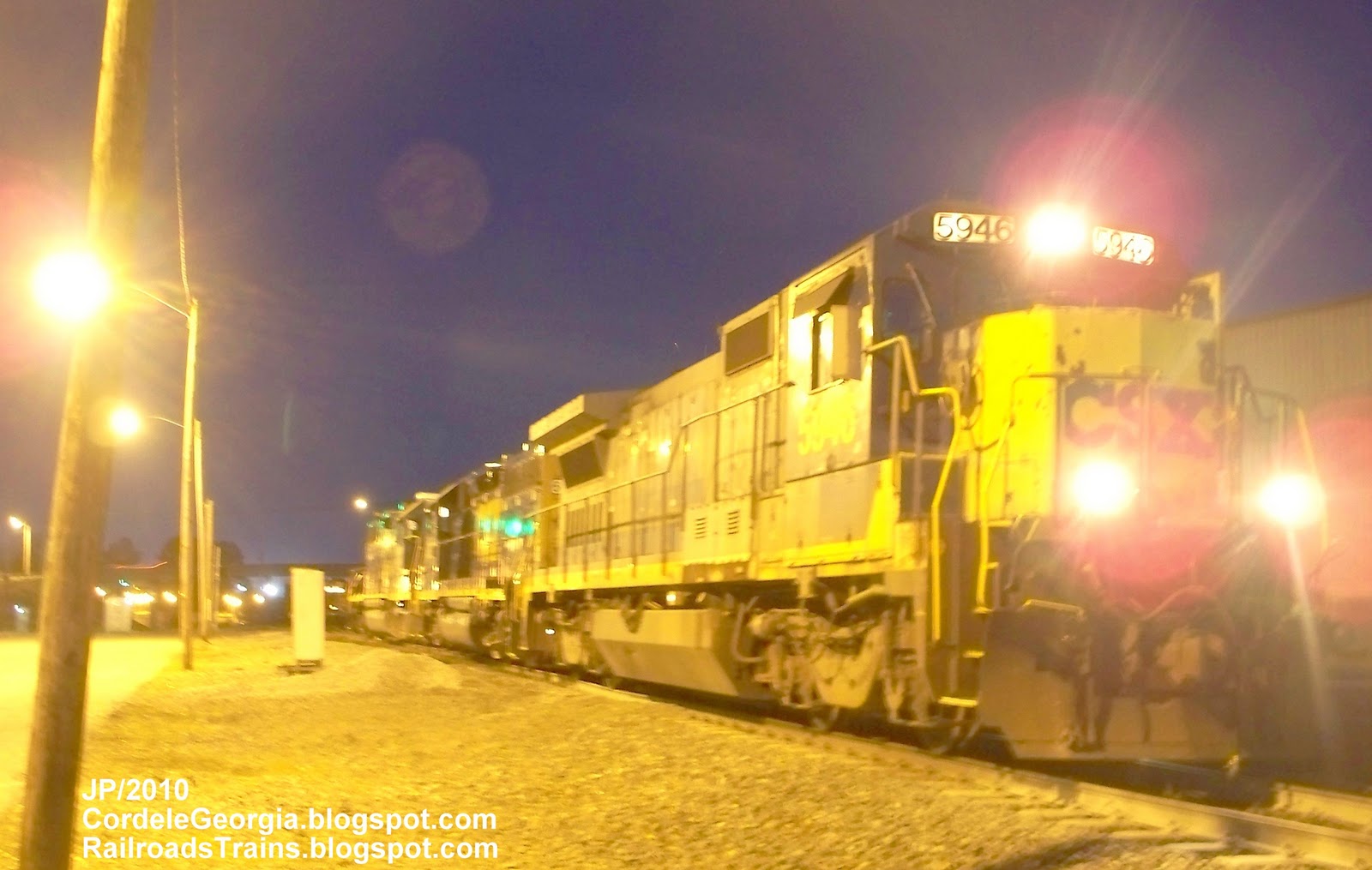RAILROAD Freight Train Locomotive Engine EMD GE Boxcar BNSF,CSX,FEC,Norfolk Southern,UP,CN,CP ...