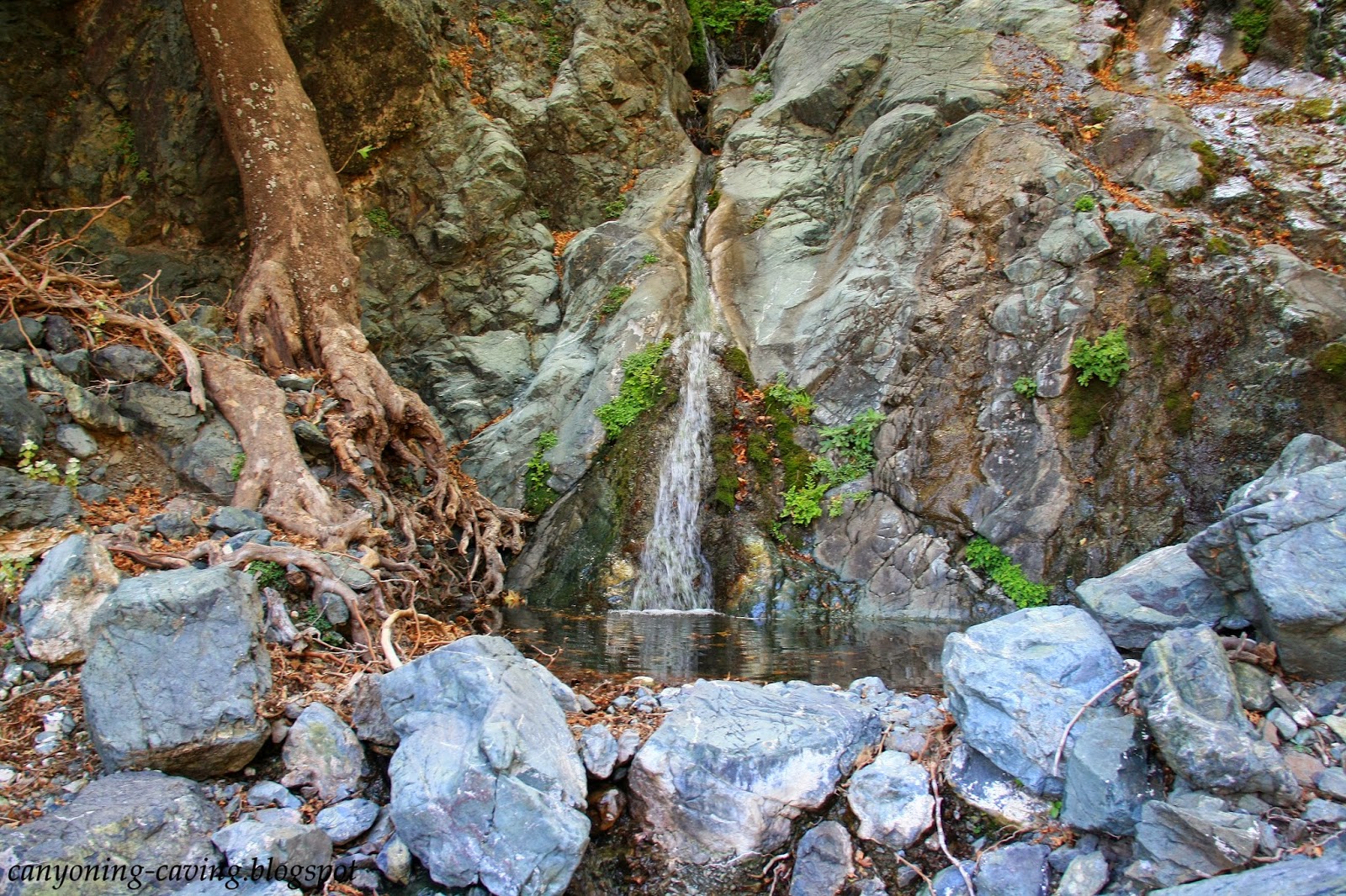 Canyoning - Caving: Φαράγγι Κήπων, Σαμοθράκη